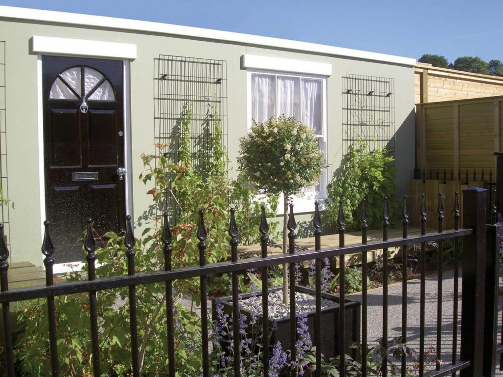 Jacksons Metal Trellis – George-Stone Gardens