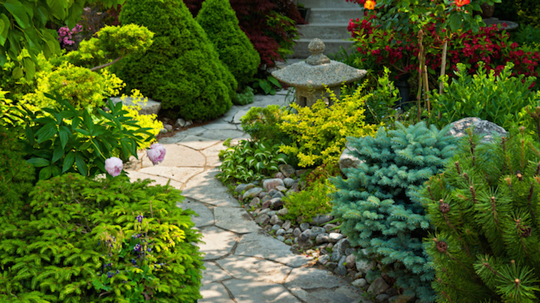 Landscaping With Garden Pavers - Improving Your Outside Space
